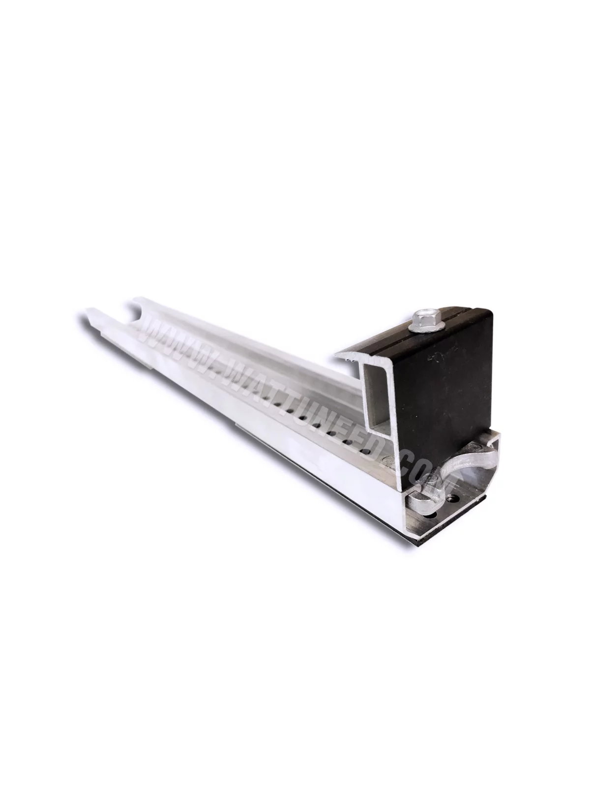 Trapezoidal light steel pan fastening + NVT end plate